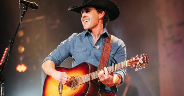 Album Review – Aaron Watson's "Unwanted Man" | Saving Country Music