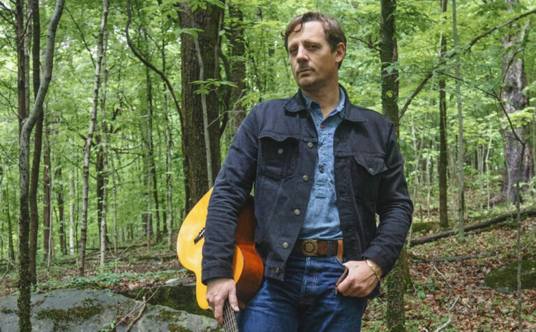 Sturgill Simpson Reveals First Show in Three Years, Reunites Old Band ...